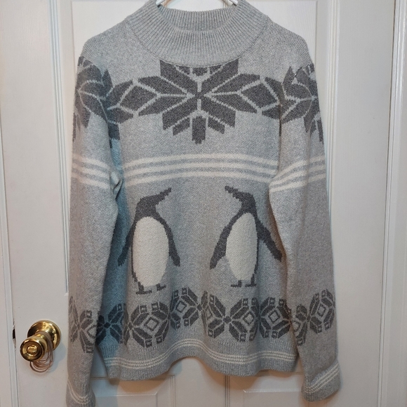 Bass | Sweaters | Bass Grey Penguin Fair Isle Turtleneck Sweater ...